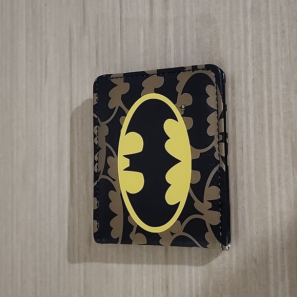 Buckle-Down | Bags | Batman Wallet | Poshmark